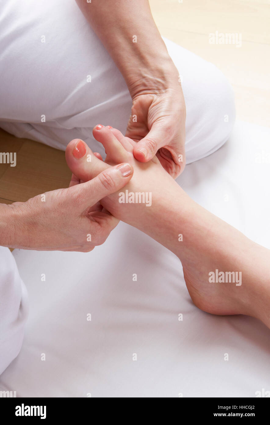 Toe pressing hi-res stock photography and images - Alamy