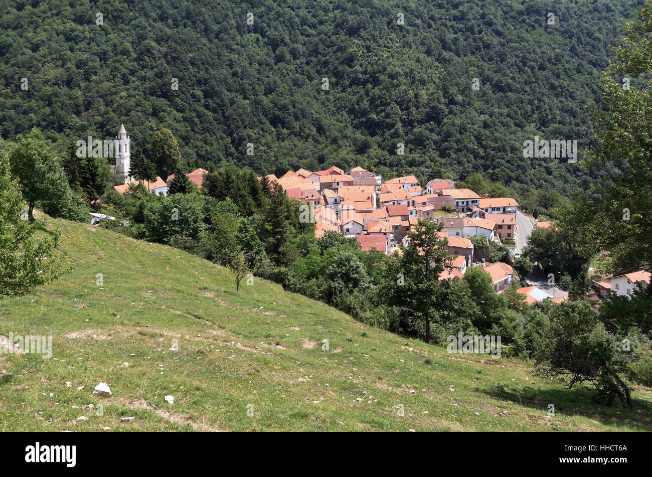 house, building, city, town, country, landscape, scenery, countryside ...