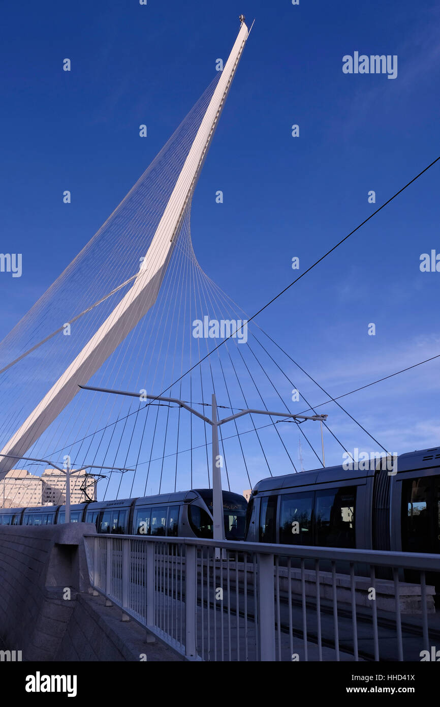 The Jerusalem Light Rail or Jerusalem Tramway pass through the Chords ...