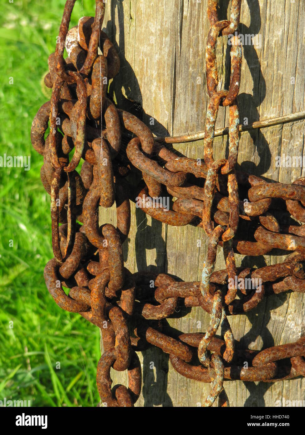 Chain utility hi-res stock photography and images - Alamy