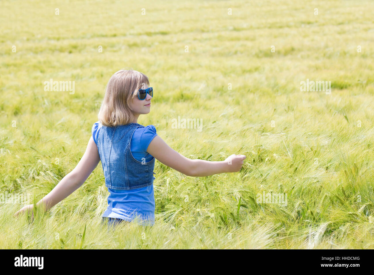 blue, laugh, laughs, laughing, twit, giggle, smile, smiling, laughter ...