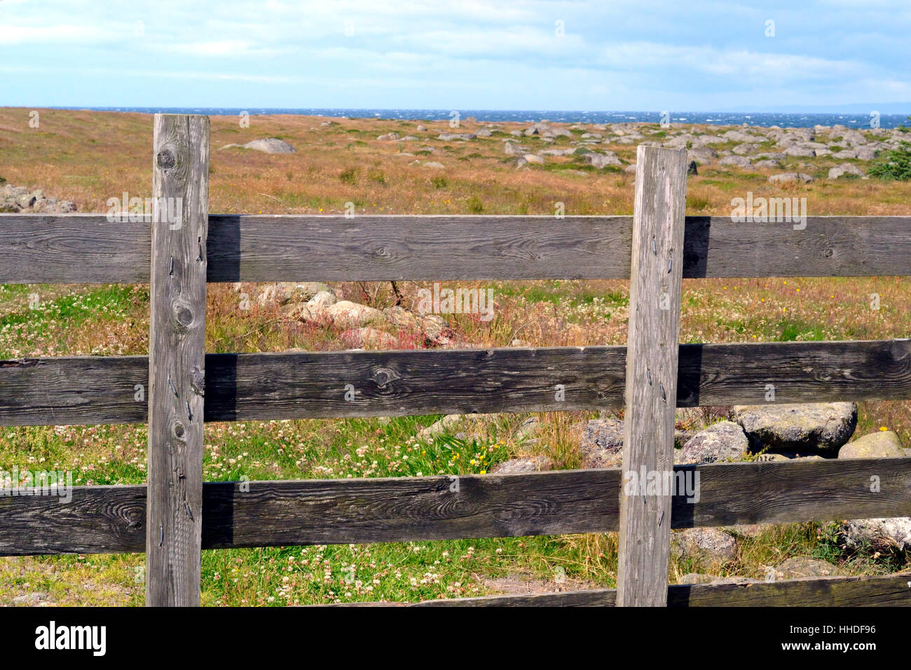 wood, fence, fence in, fencing, stockade, wooden fence, post, scenery ...