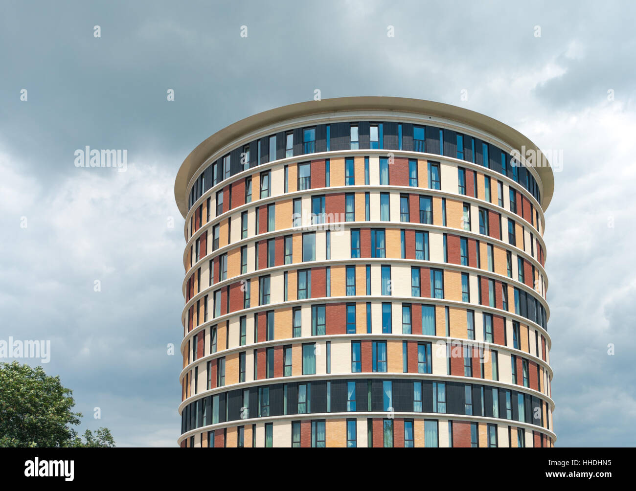 house, building, big, large, enormous, extreme, powerful, imposing ...