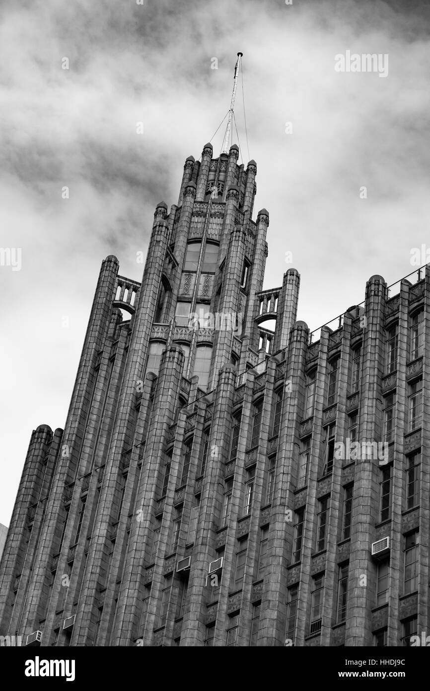 Art deco building architecture manchester Black and White Stock Photos ...