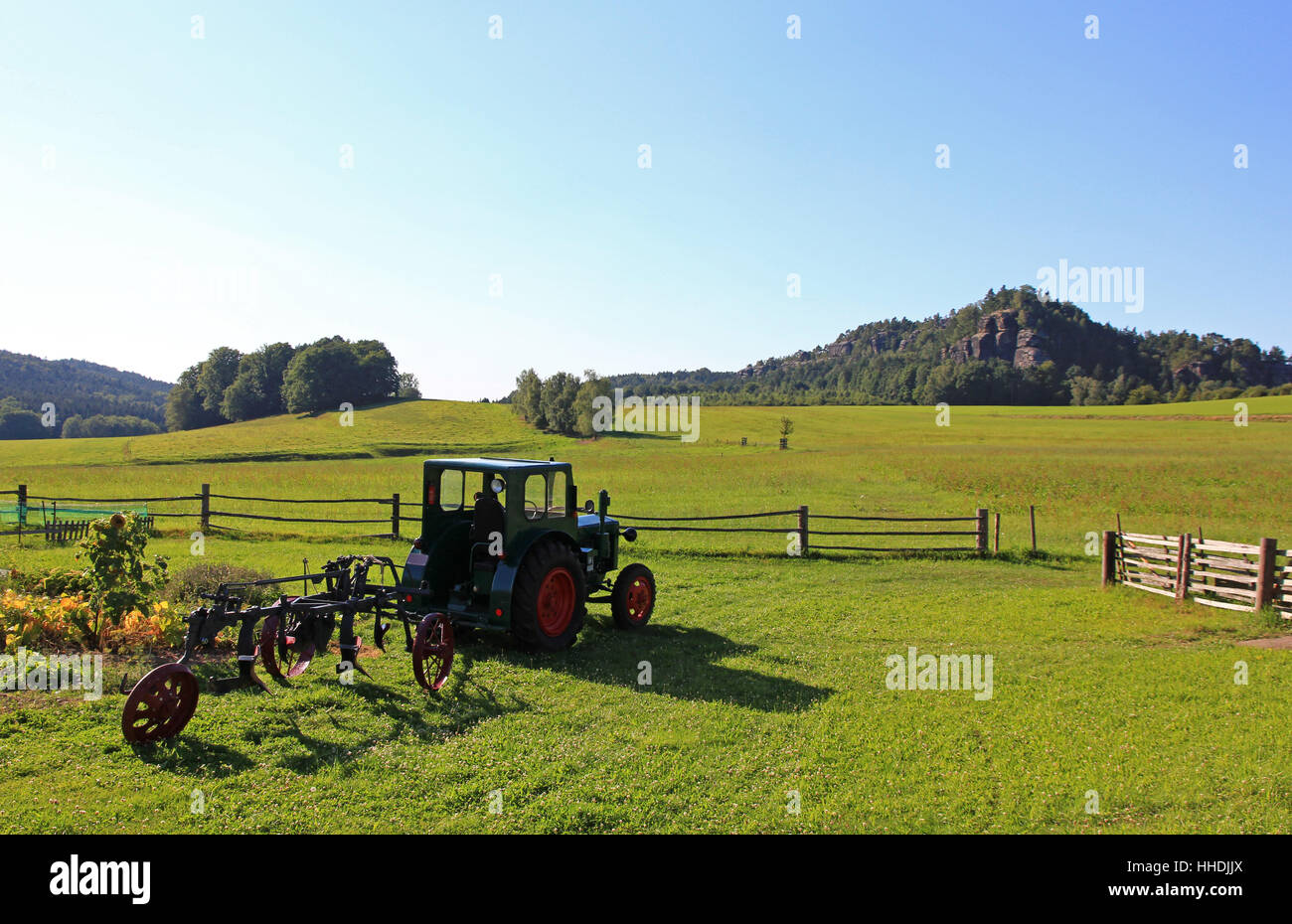 historical, engine, drive, motor, agriculture, farming, yard, tractor ...