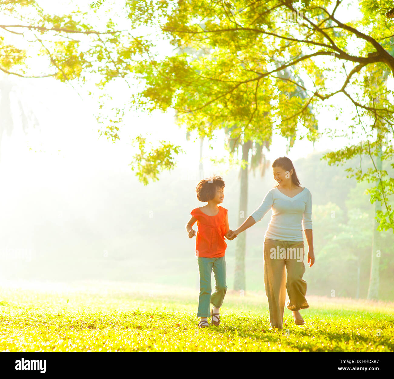 woman, humans, human beings, people, folk, persons, human, human being ...