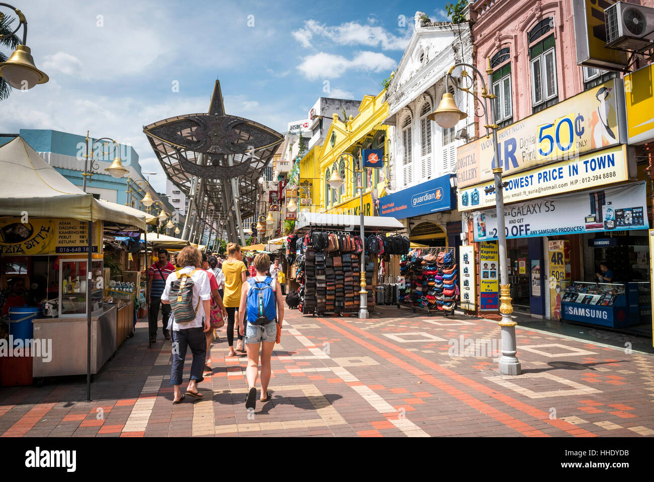 Tourists in Chinatown, Kuala Lumpur, Malaysia Stock Photo - Alamy