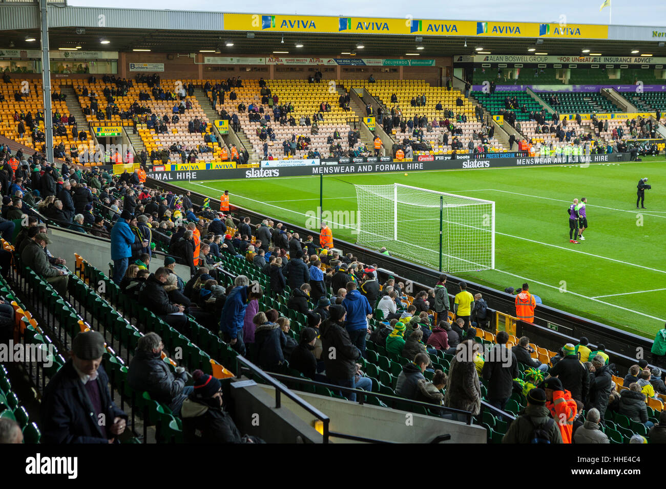 Norwich fc hi-res stock photography and images - Alamy