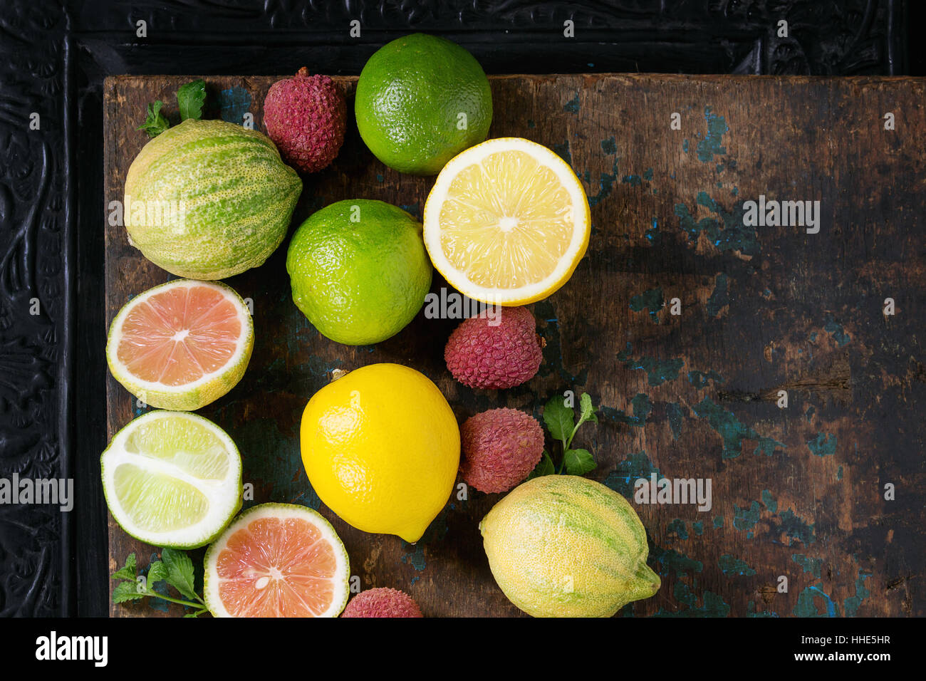 Variety of citrus fruits with tiger lemon Stock Photo - Alamy