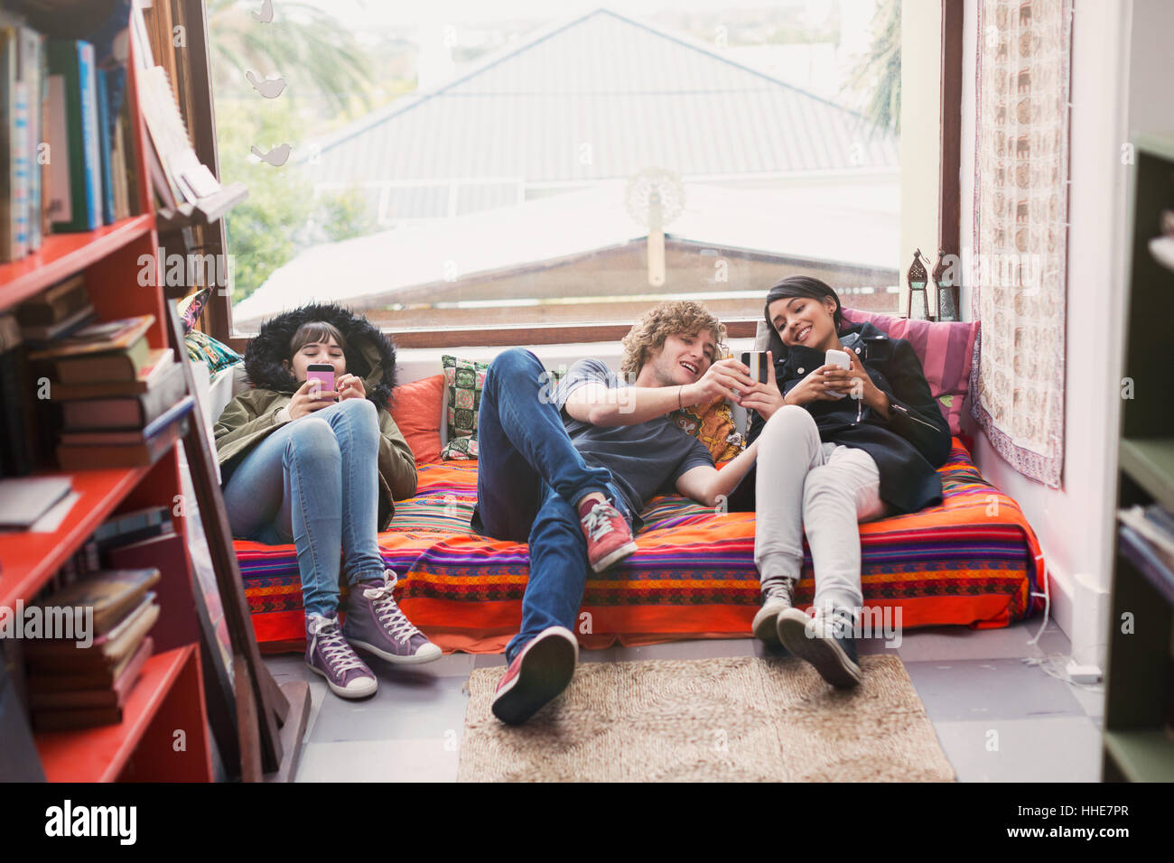 Hanging futon hi-res stock photography and images - Alamy