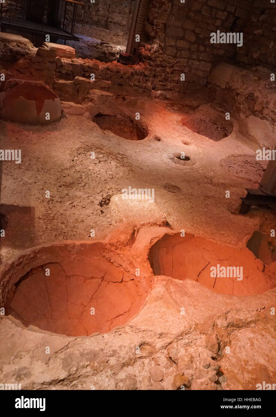 Salt making roman hi-res stock photography and images - Alamy