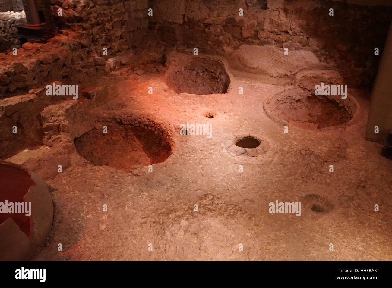 Salt making roman hi-res stock photography and images - Alamy