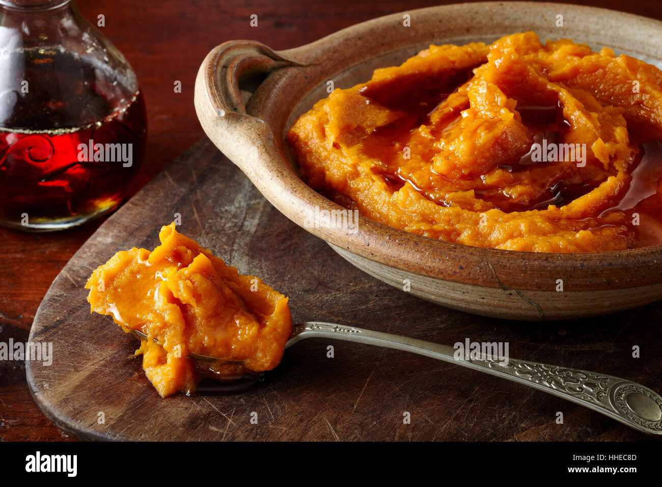 Yams hi-res stock photography and images - Alamy