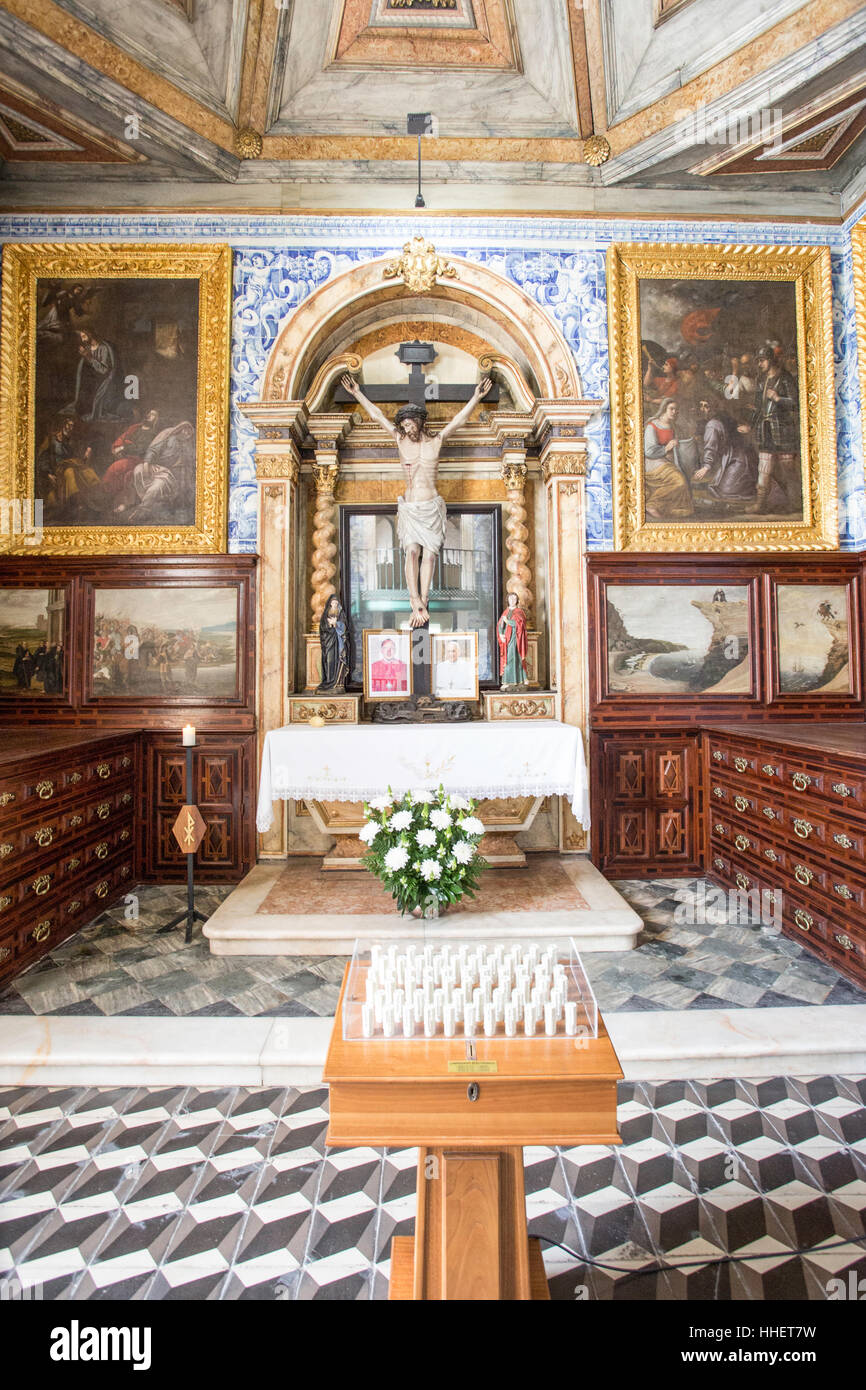 Nazare church hi-res stock photography and images - Alamy