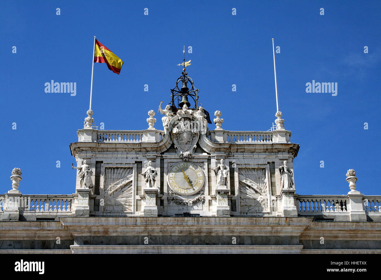 Madrid palacio real clock hi-res stock photography and images - Alamy