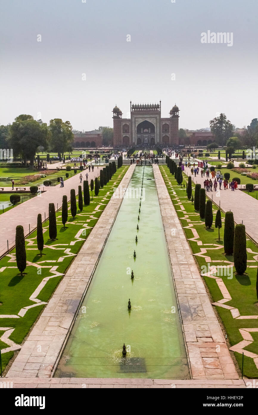 Looking back at the main gate from the Taj Mahal Stock Photo - Alamy