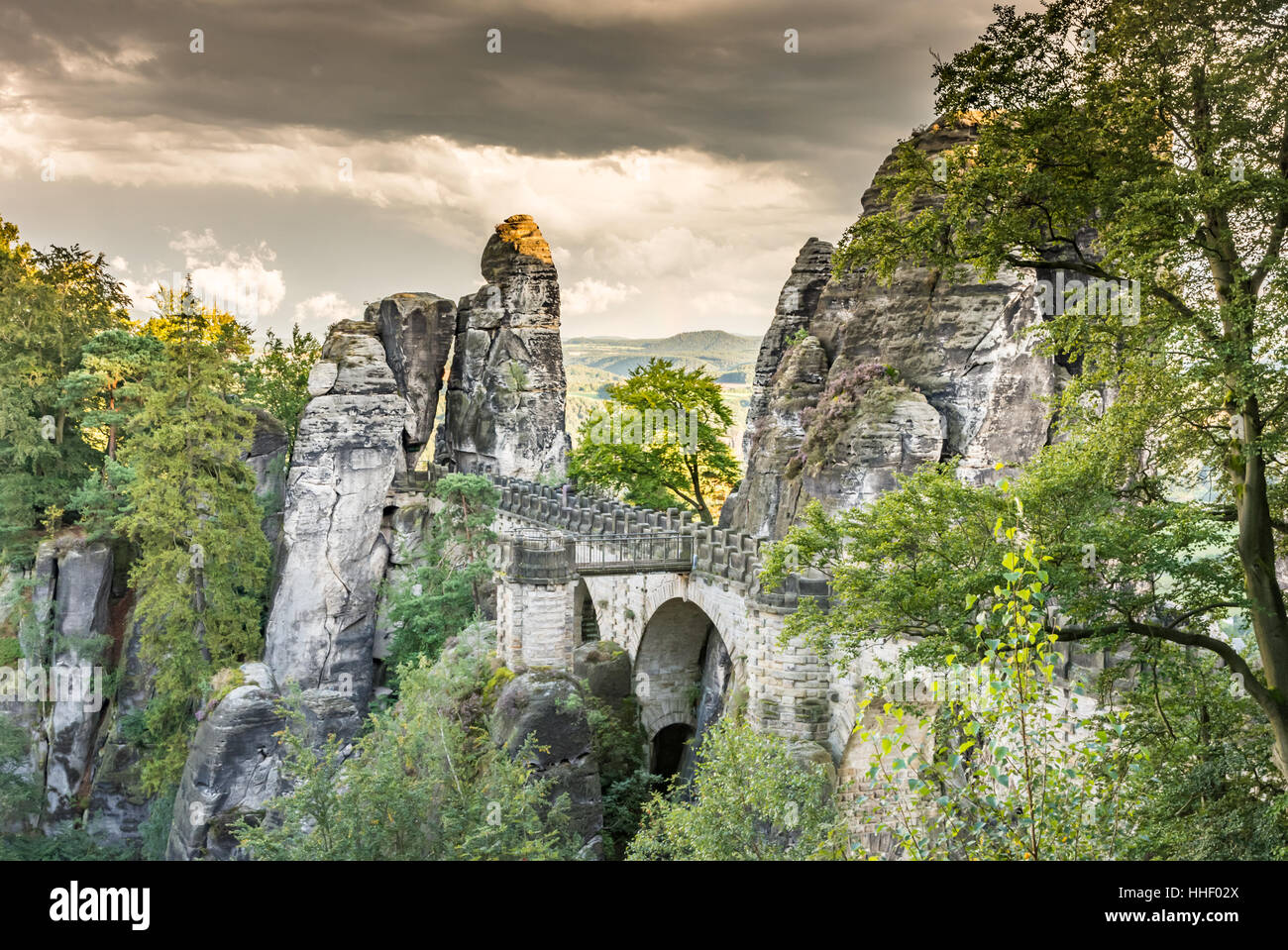 Bridge rocks hi-res stock photography and images - Alamy