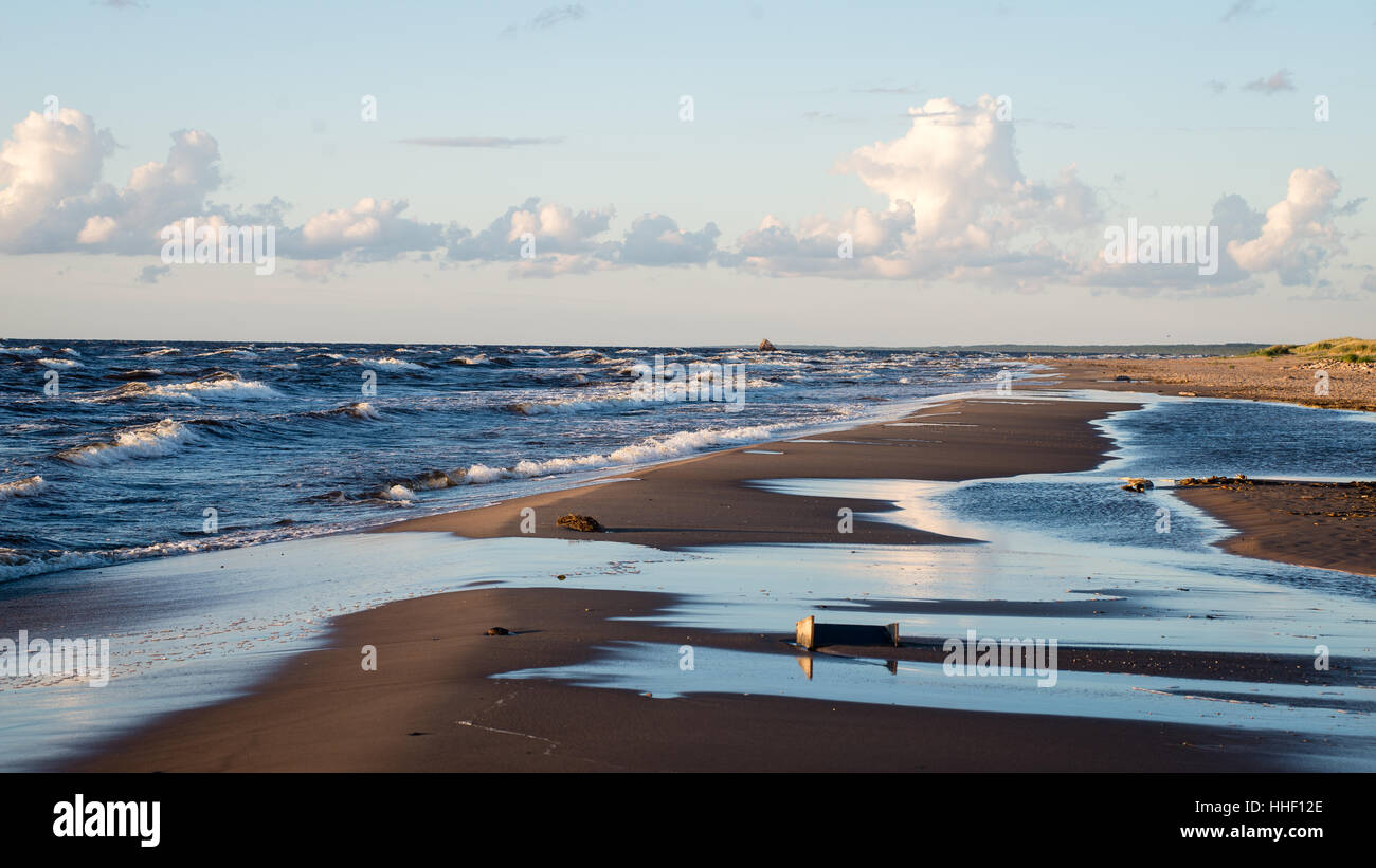 Wavebreaker in sea waves hi-res stock photography and images - Alamy