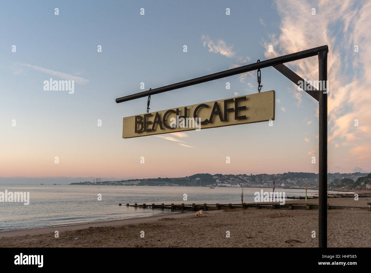 Groin beach sea ocean hi-res stock photography and images - Alamy