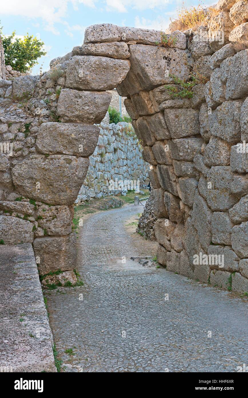 ruins, acropolis, pointed arch, castle, chateau, city, town, wall ...