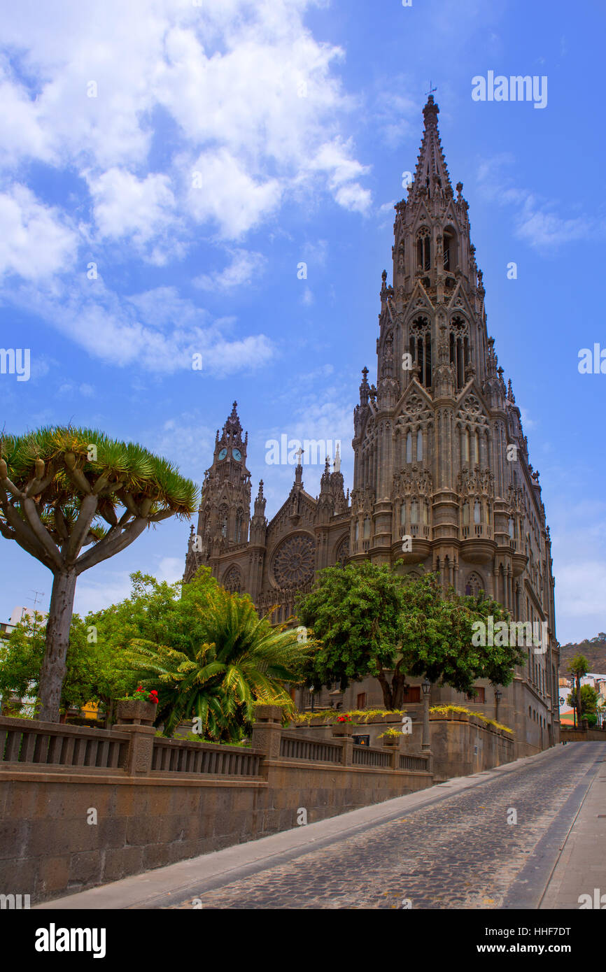blue, tower, travel, historical, big, large, enormous, extreme ...