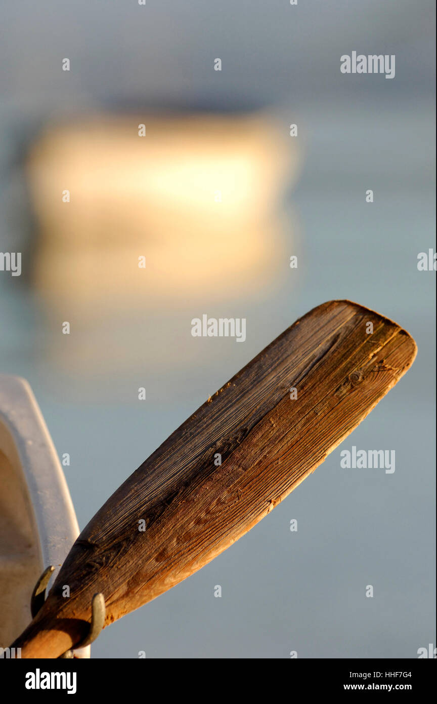 Rowing oars crossed hi-res stock photography and images - Alamy