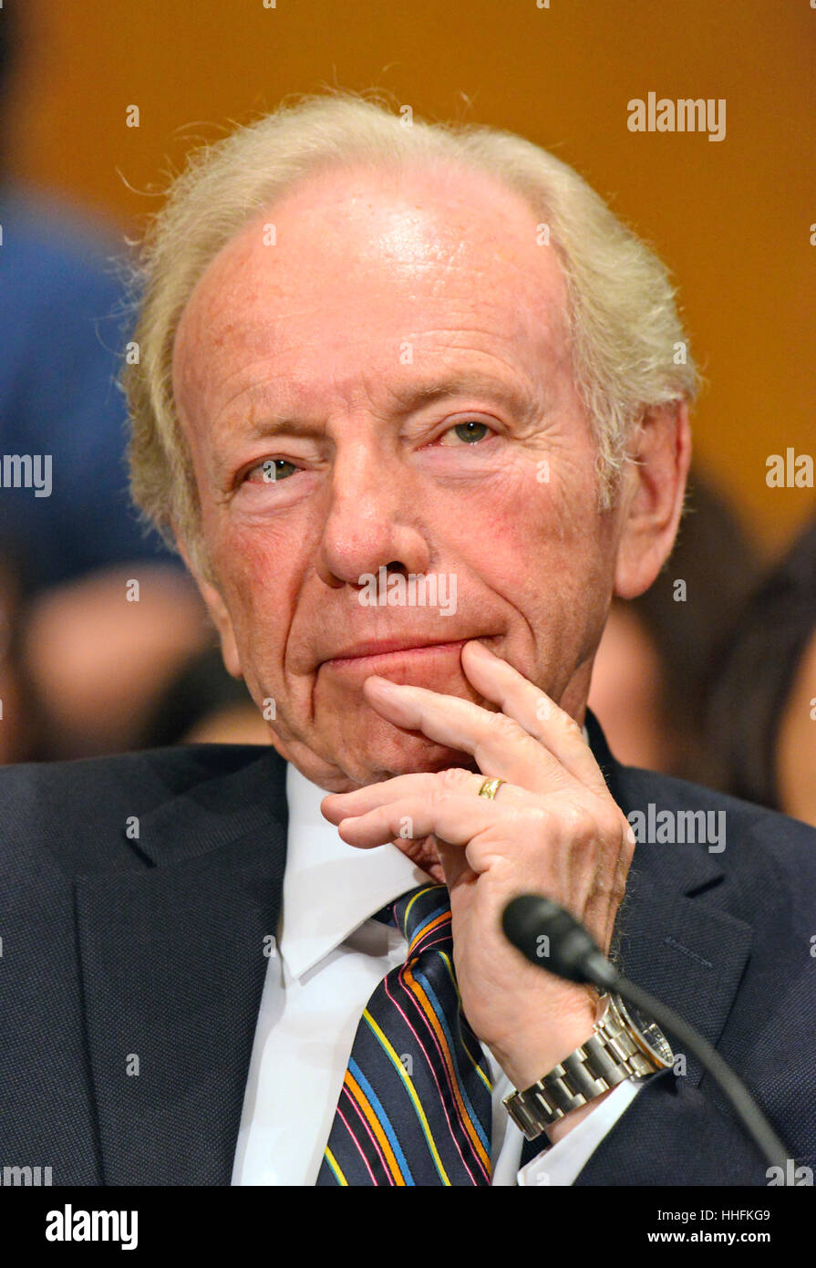 Senator joe lieberman hi-res stock photography and images - Alamy