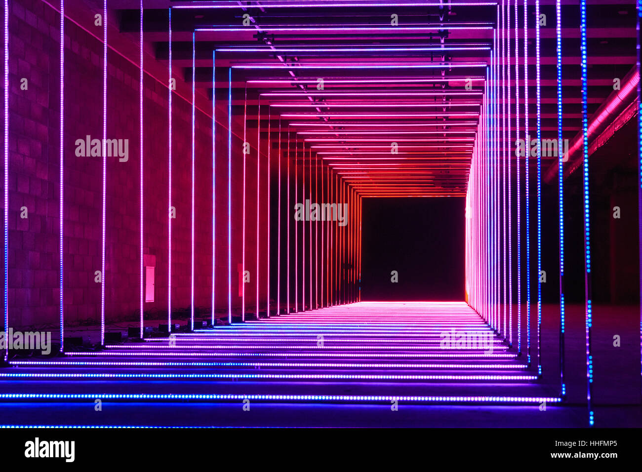 Wavelength patterns hi-res stock photography and images - Alamy