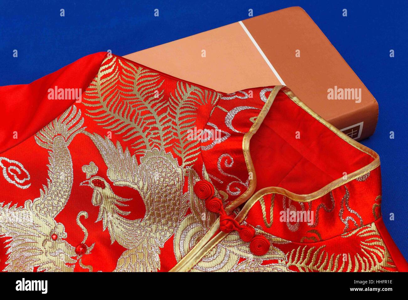 Jieyang, Jieyang, China. 19th Jan, 2017. The red clothes of Chinese ...