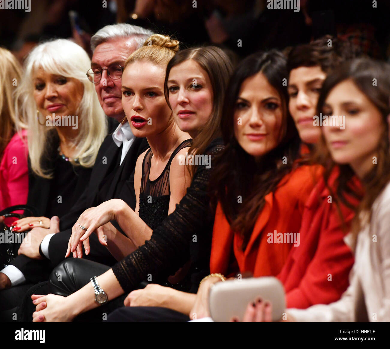 US American actress Kate Bosworth (3.f.L), actresses Alexandra Maria ...