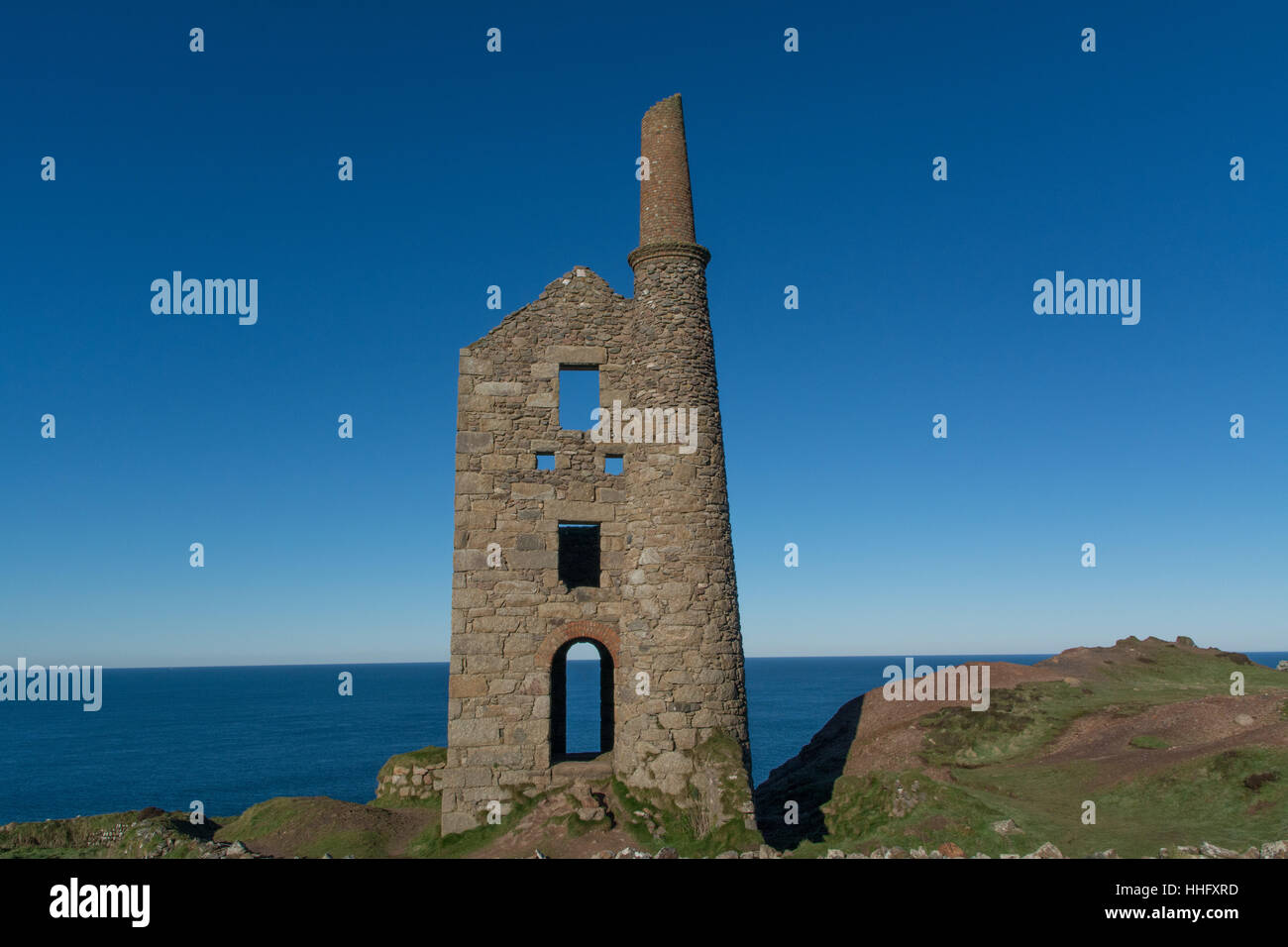 Poldark filming locations in cornwall hi-res stock photography and ...