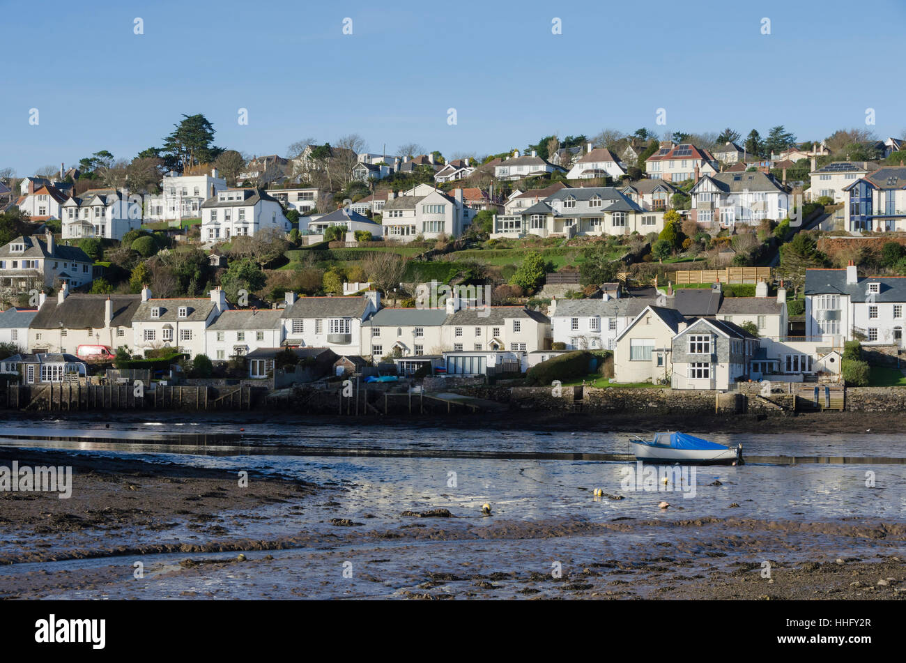 Noss Mayo, Devon, UK. 19th Jan, 2017. UK Weather. A sunny winters day ...