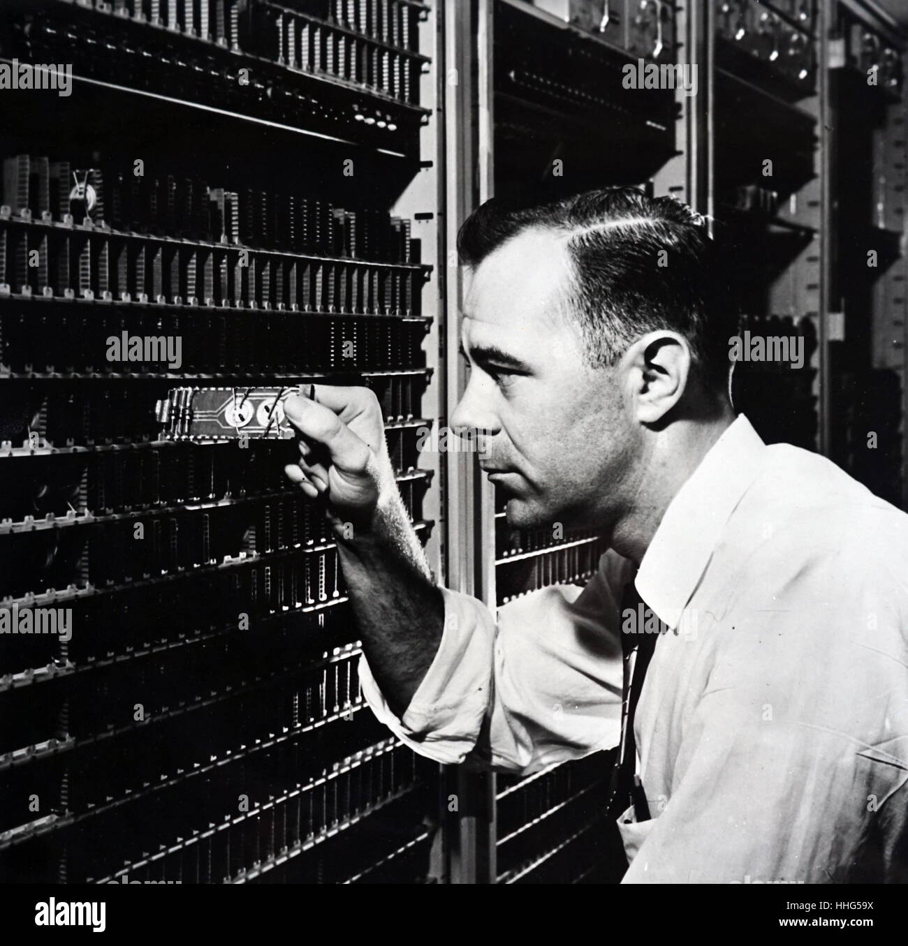 Telephone exchange circuit board hi-res stock photography and images ...