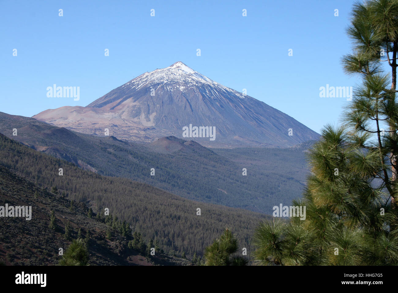 overlooking the snow-capped peak of mount teide,tenerife Stock Photo ...