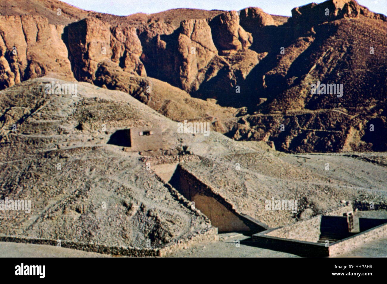 KV62 is the standard Egypt logical designation for the tomb of the ...