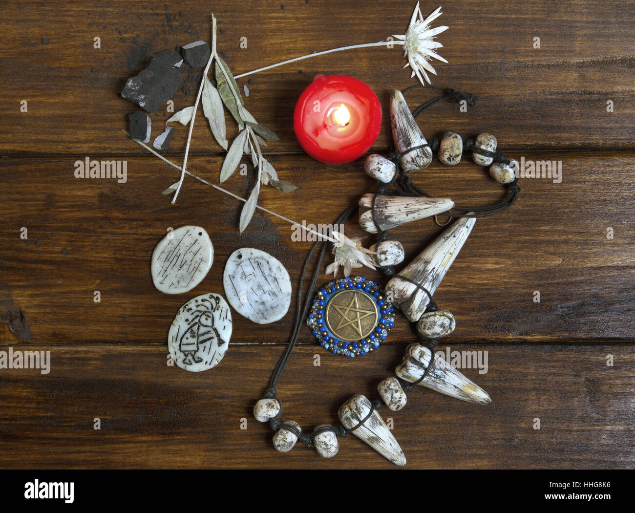 Wicca ritual hi-res stock photography and images - Alamy