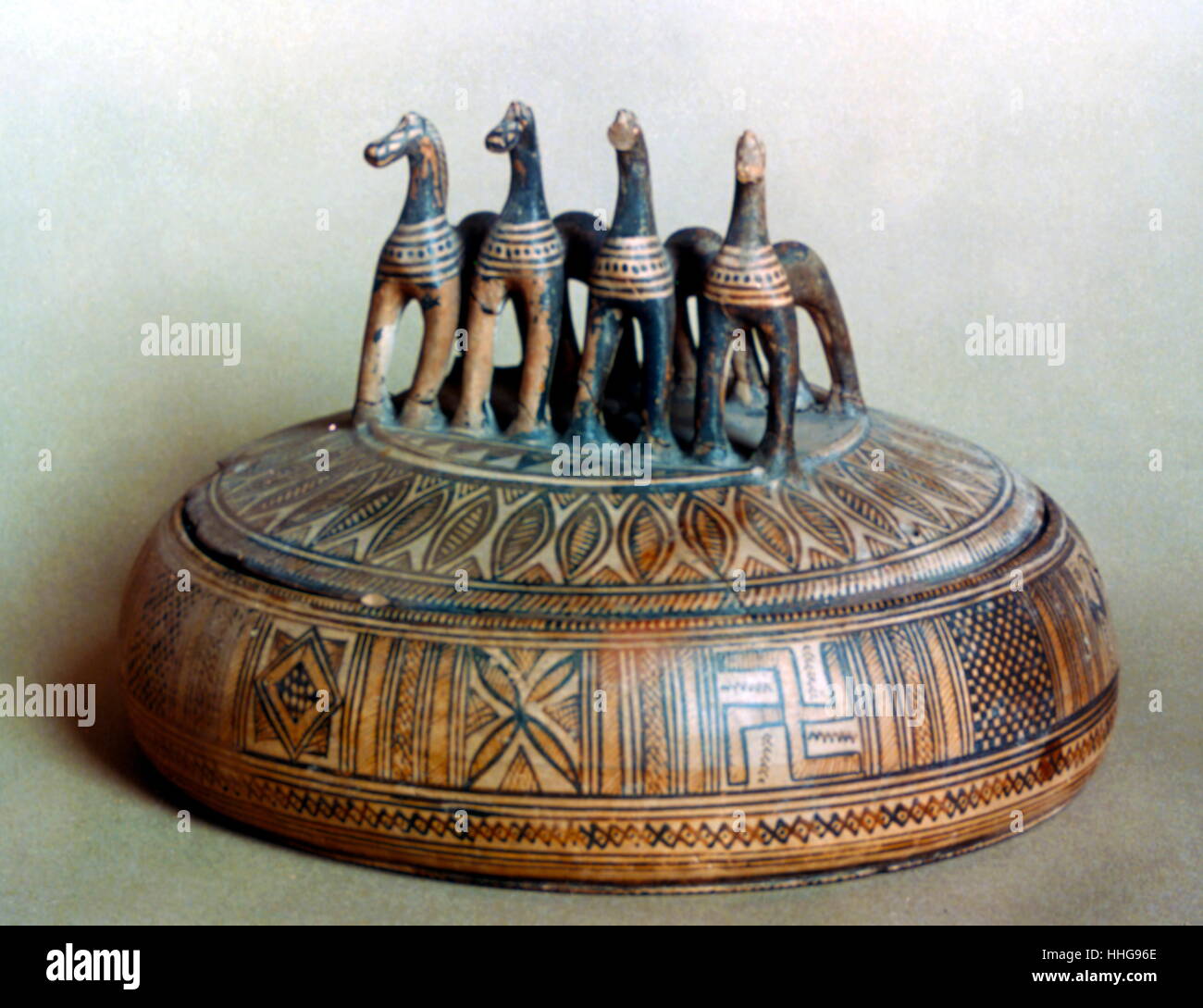 Geometric pottery High Resolution Stock Photography and Images - Alamy