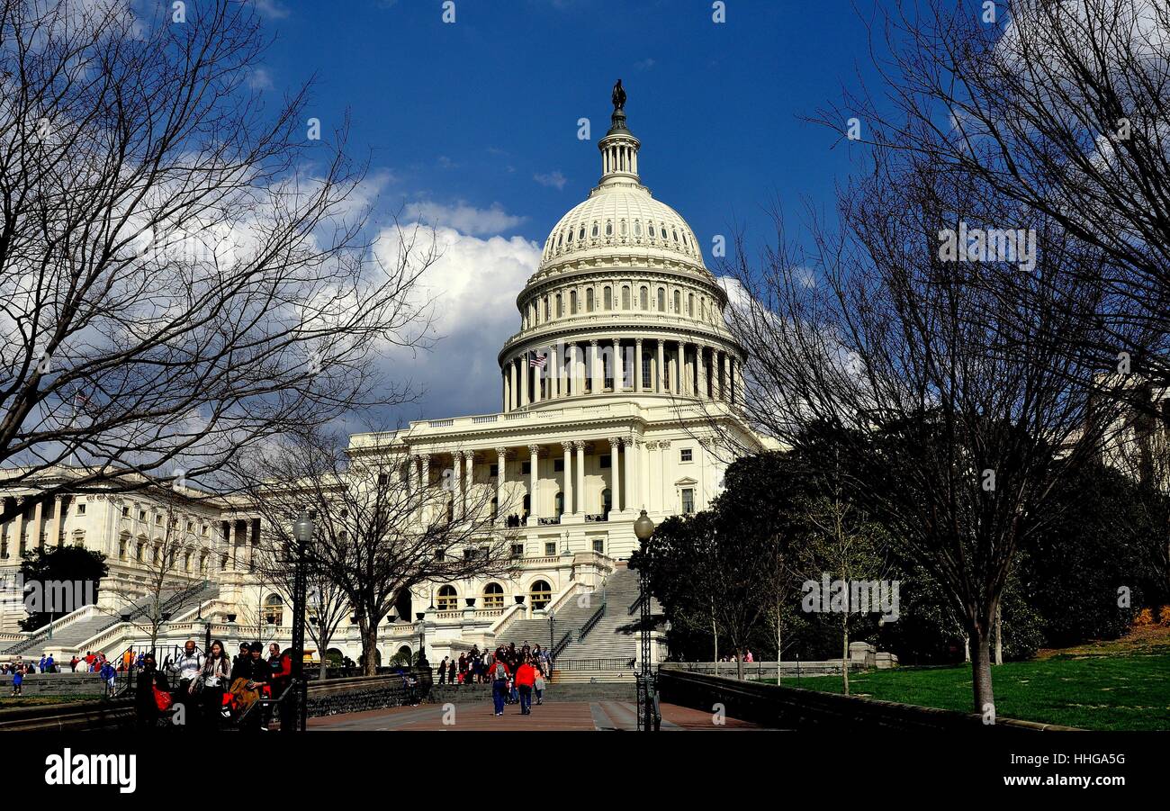 Senate wing of the capitol hi-res stock photography and images - Alamy