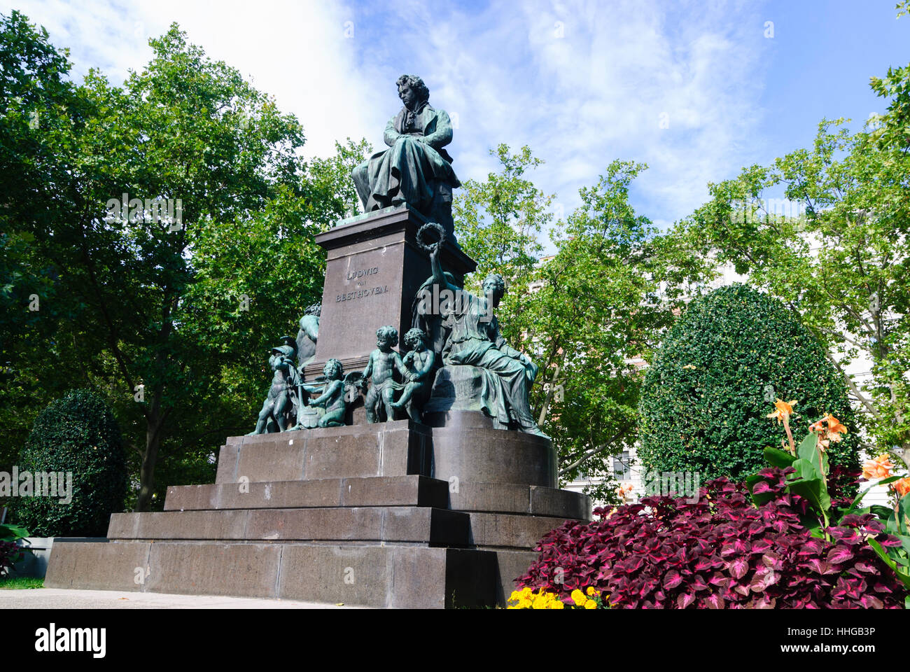 Beethoven monument hi-res stock photography and images - Alamy