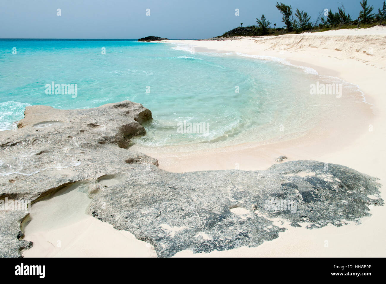 The view of a sandy shore on uninhabited Half Moon Cay island (Bahamas ...