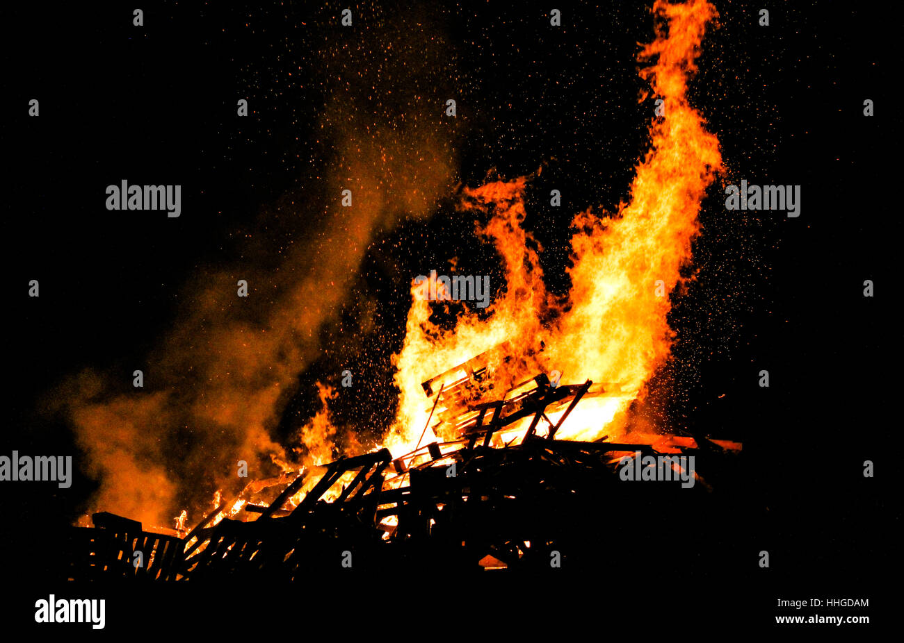 Energy bonfire hi-res stock photography and images - Alamy