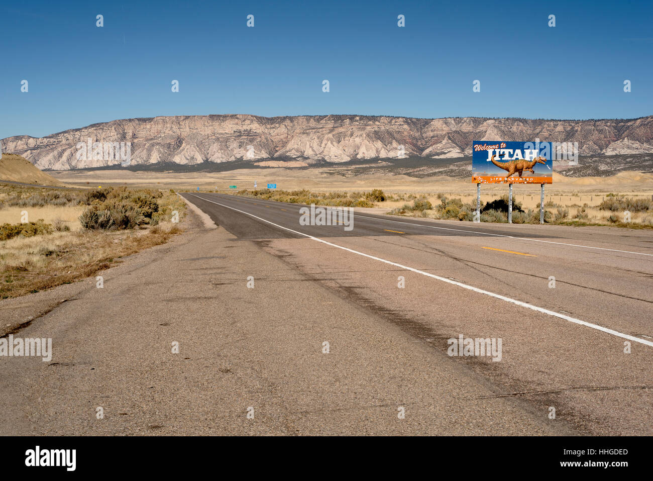 Utah road sign hi-res stock photography and images - Alamy