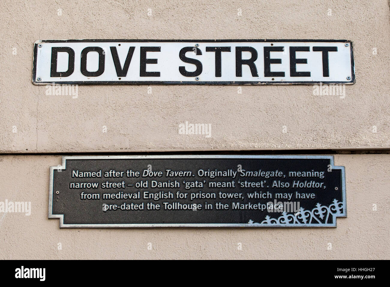 A street sign for Dove Street in Norwich with a plaque underneath ...