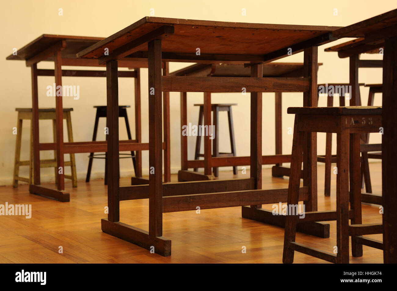 old-fashioned, worn, outdated, anachronistic, form, school, educational ...