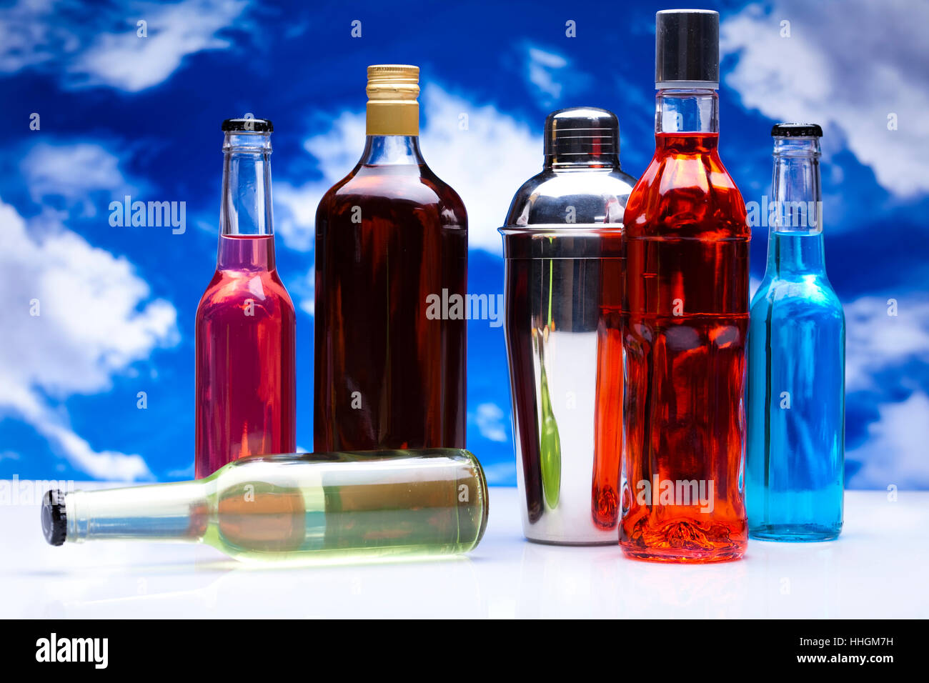 bar, tavern, drink, drinking, bibs, alcohol, bottle, alcoholic ...