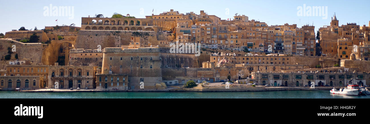 Views of the Grand Harbour in Valetta and Sliema Creek Stock Photo - Alamy