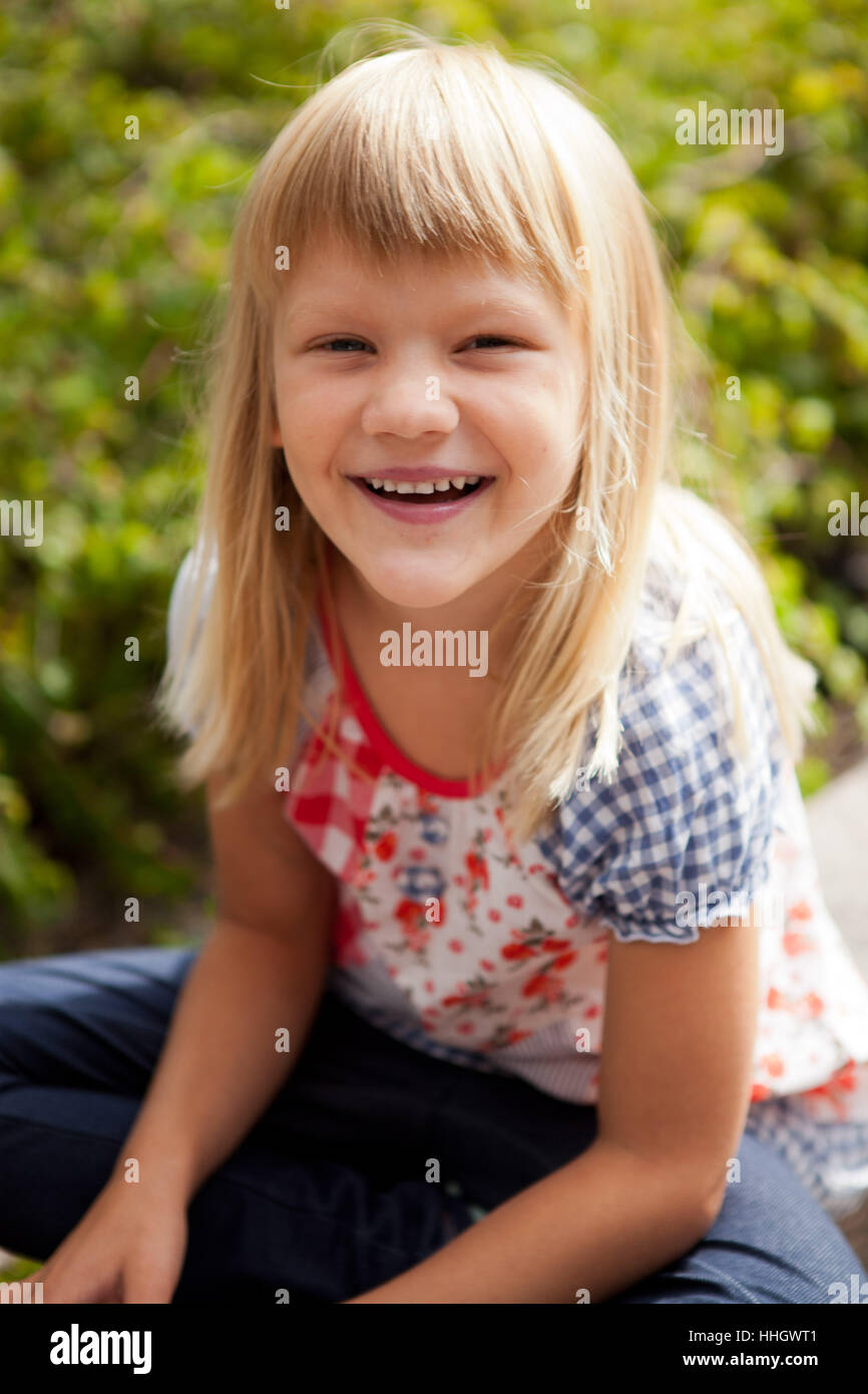 laugh, laughs, laughing, twit, giggle, smile, smiling, laughter ...