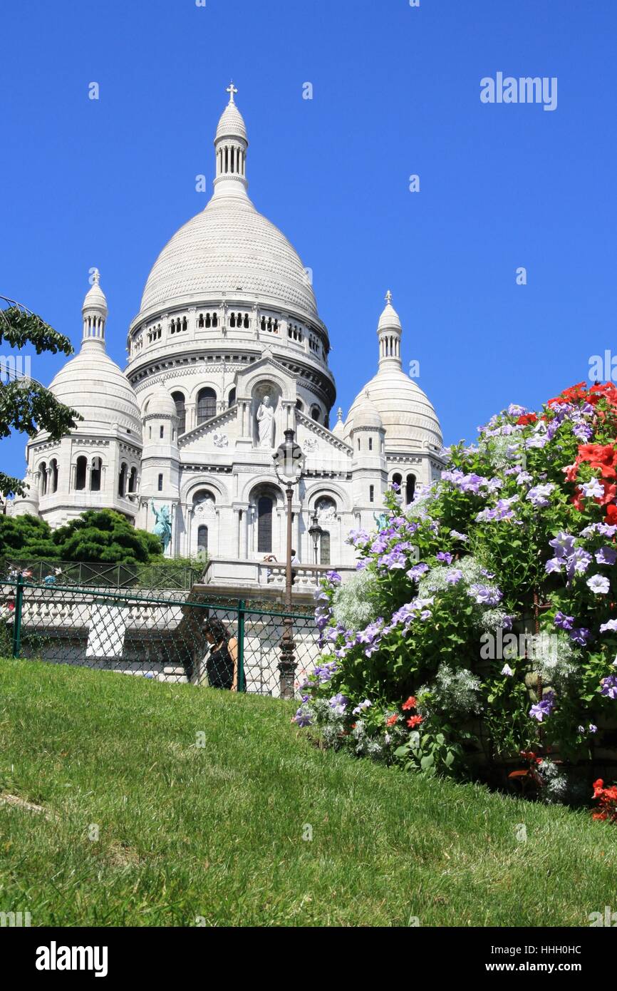 basilica sacr-cS ur paris Stock Photo - Alamy