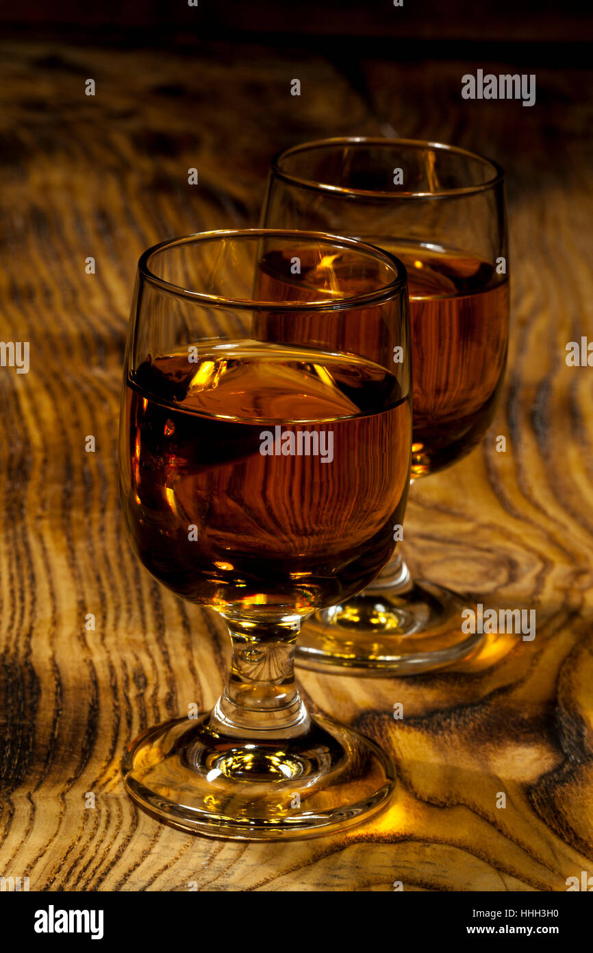 alcohol, abuse of alcohol, alcohol abuse, whiskey, table, bar, tavern ...