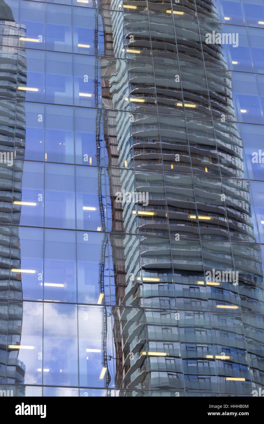 City glass light hi-res stock photography and images - Alamy